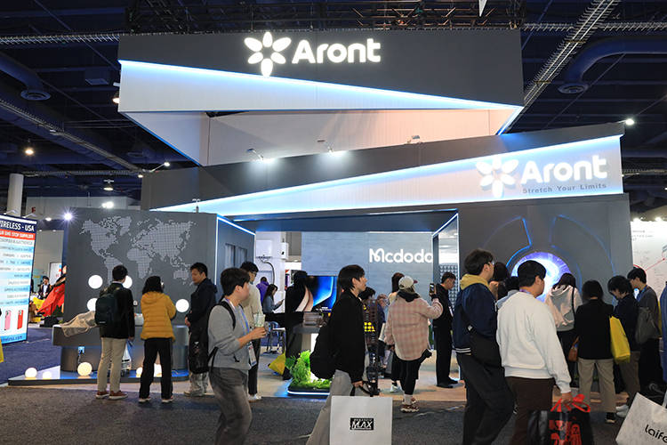 荣泰旗下品牌Aront亮相CES 2026，四款健康黑科技产品征服众多老外_搜狐汽车_搜狐网