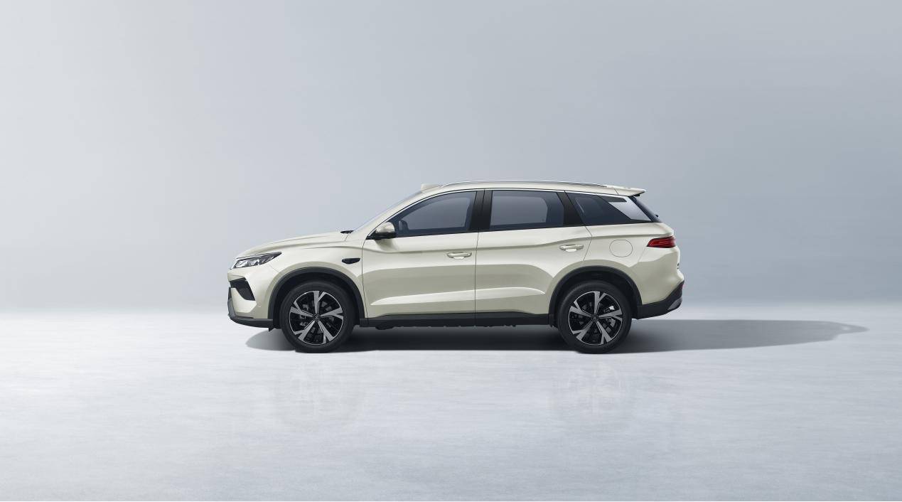 插混SUV宋Pro DM-i飞驰版上市，纯电续航301km，售9.99万起_搜狐汽车_搜狐网