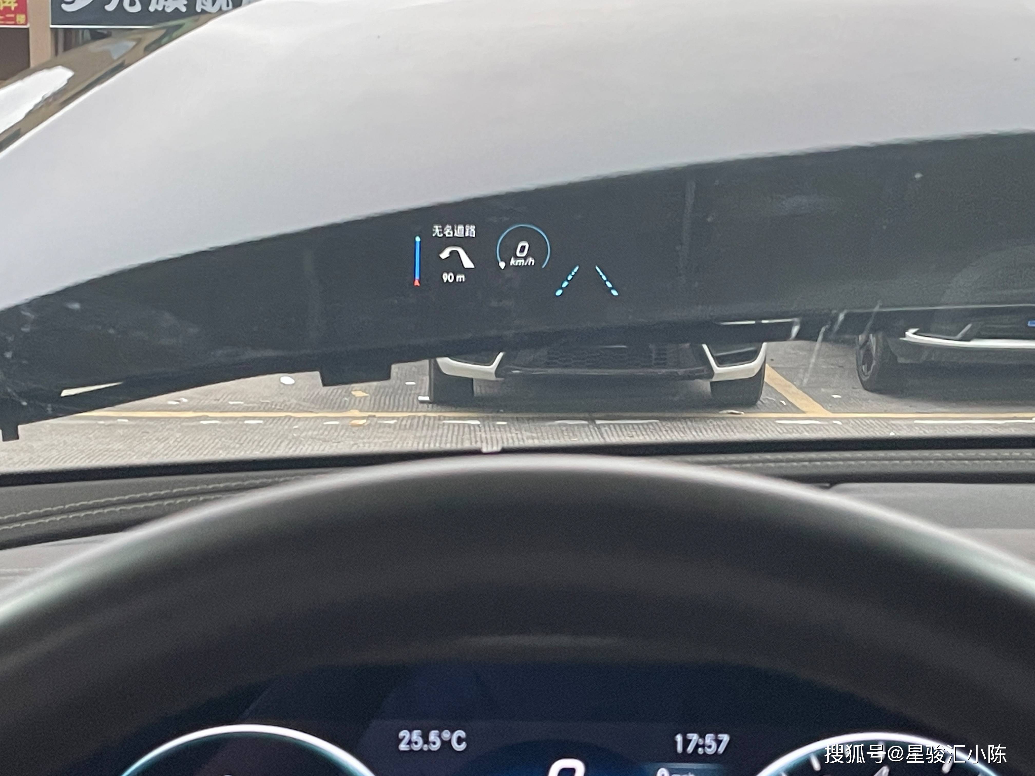 奔驰E350eL改装23P驾驶辅助系统、HUD抬头显示升级案例分享_搜狐汽车_搜狐网