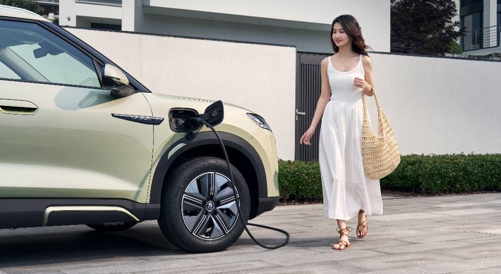 遥遥领先！比亚迪元UP，周销量day day up，A0级SUV新王者开驶UP_搜狐汽车_搜狐网