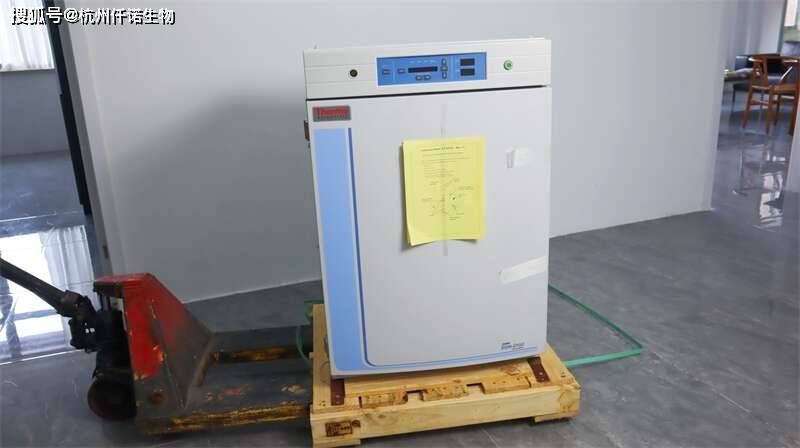 co2恒温培养箱-千图网