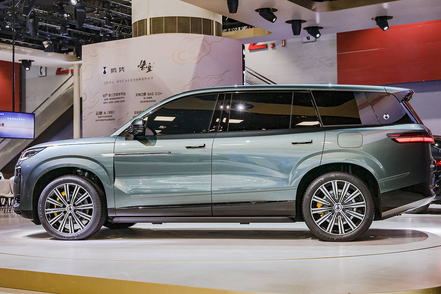 2024广州车展新看点：腾势N9旗舰SUV亮相，插混纯电双动力选择_搜狐汽车_搜狐网