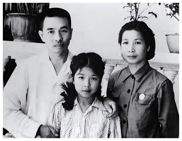 1966年，陶铸调任中央宣传部部长，曾志听后大惊：你胜任不了！_革命_工作_生活