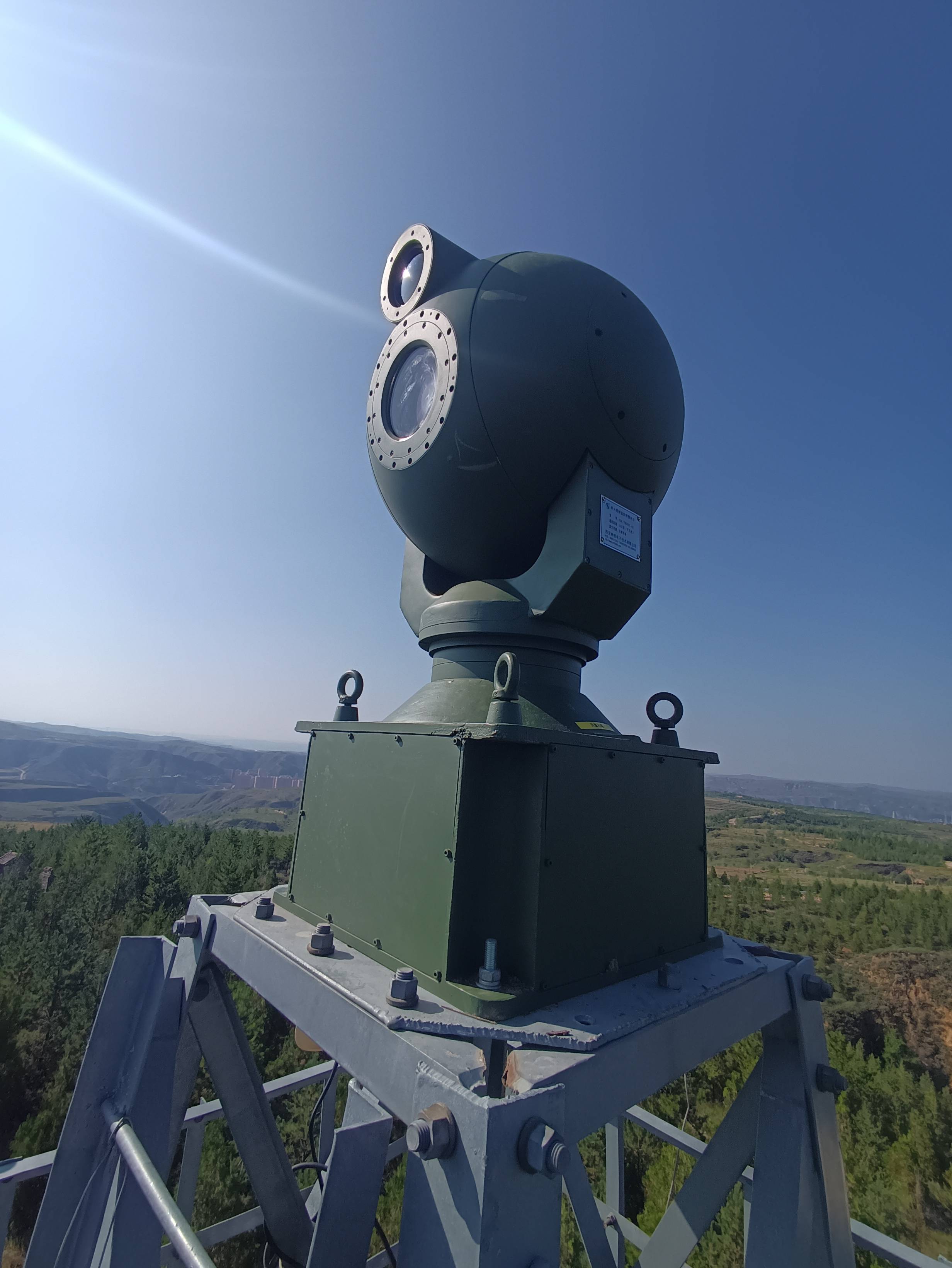 专业定制U型光电转台——陕西冠杰为安防事业增添强劲动力_监控_客户_的设备