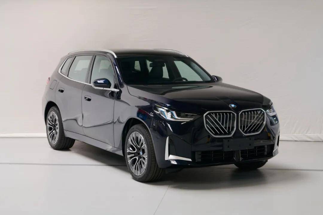 全新宝马X3 25L细节曝光，轴距竟与标轴X5一致，你期待吗？_搜狐汽车_搜狐网