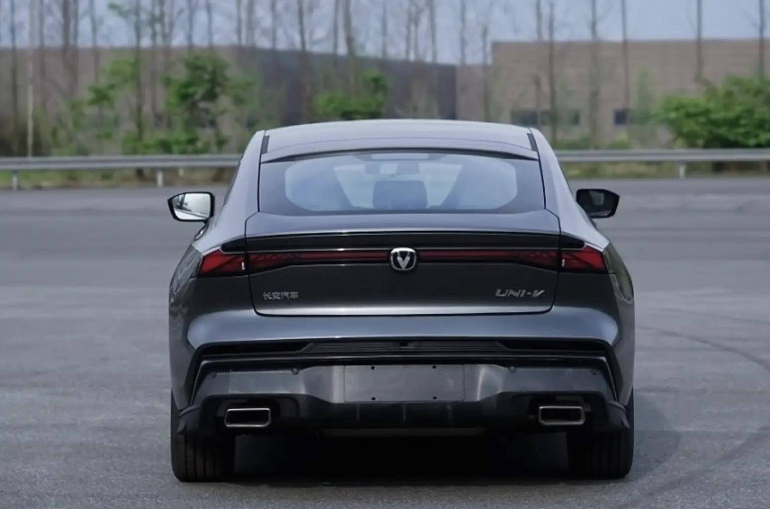 全新动力，新款长安UNI-V实车曝光！_搜狐汽车_搜狐网