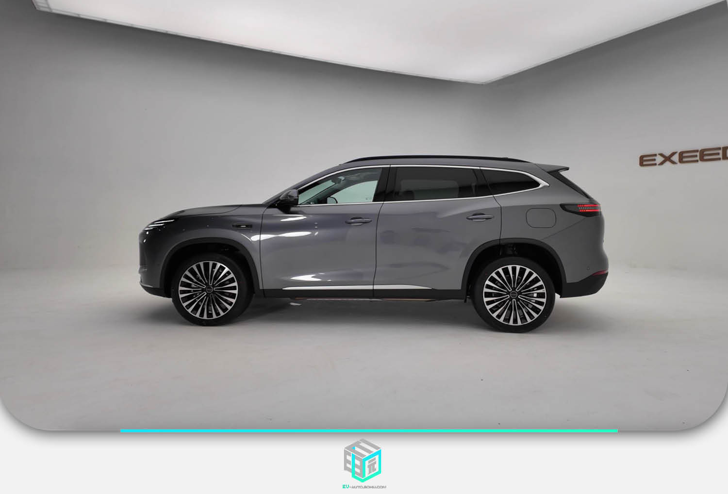 三块大屏+征程6P辅助驾驶芯片 静态体验星途ET5_搜狐汽车_搜狐网