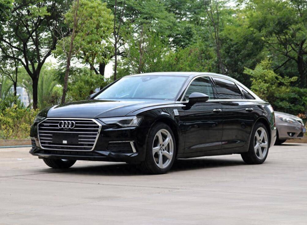 启动车辆就弹“续费提醒”，奥迪A6L“弹窗”骚扰何时休？_搜狐汽车_搜狐网