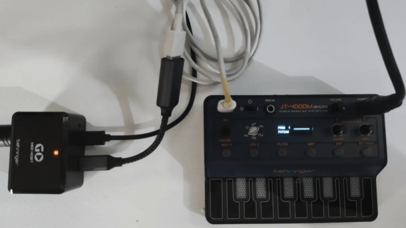 Behringer 晒出全新一代「义乌级」改进版迷你合成器 JT-4000M_广告_Roland_模拟
