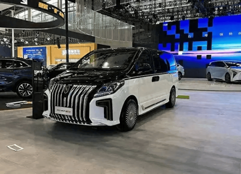 目标赛那，东风风行M7大师版亮相，星空顶+头等舱，预计30万起售_搜狐汽车_搜狐网