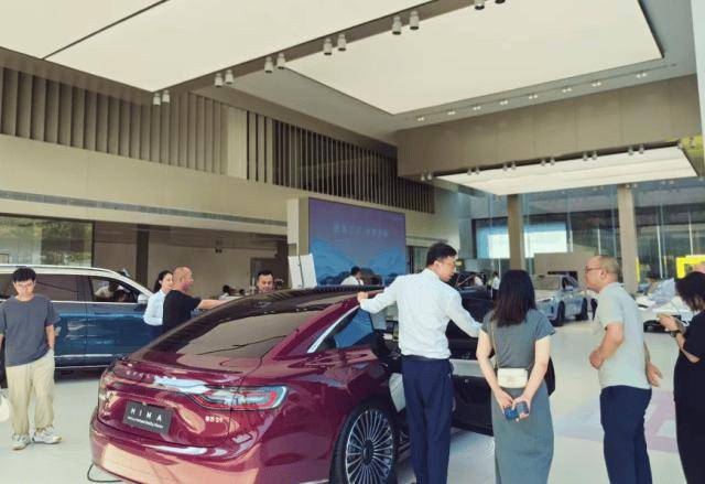 享界S9首销告捷，72小时大定超4800台，凭什么上市即爆款?_搜狐汽车_搜狐网