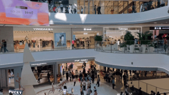 实探：首开通州万象汇“双百”火爆开业，产品创新 & 品质引领是关键 | iziRetail热点_项目_空间_品牌