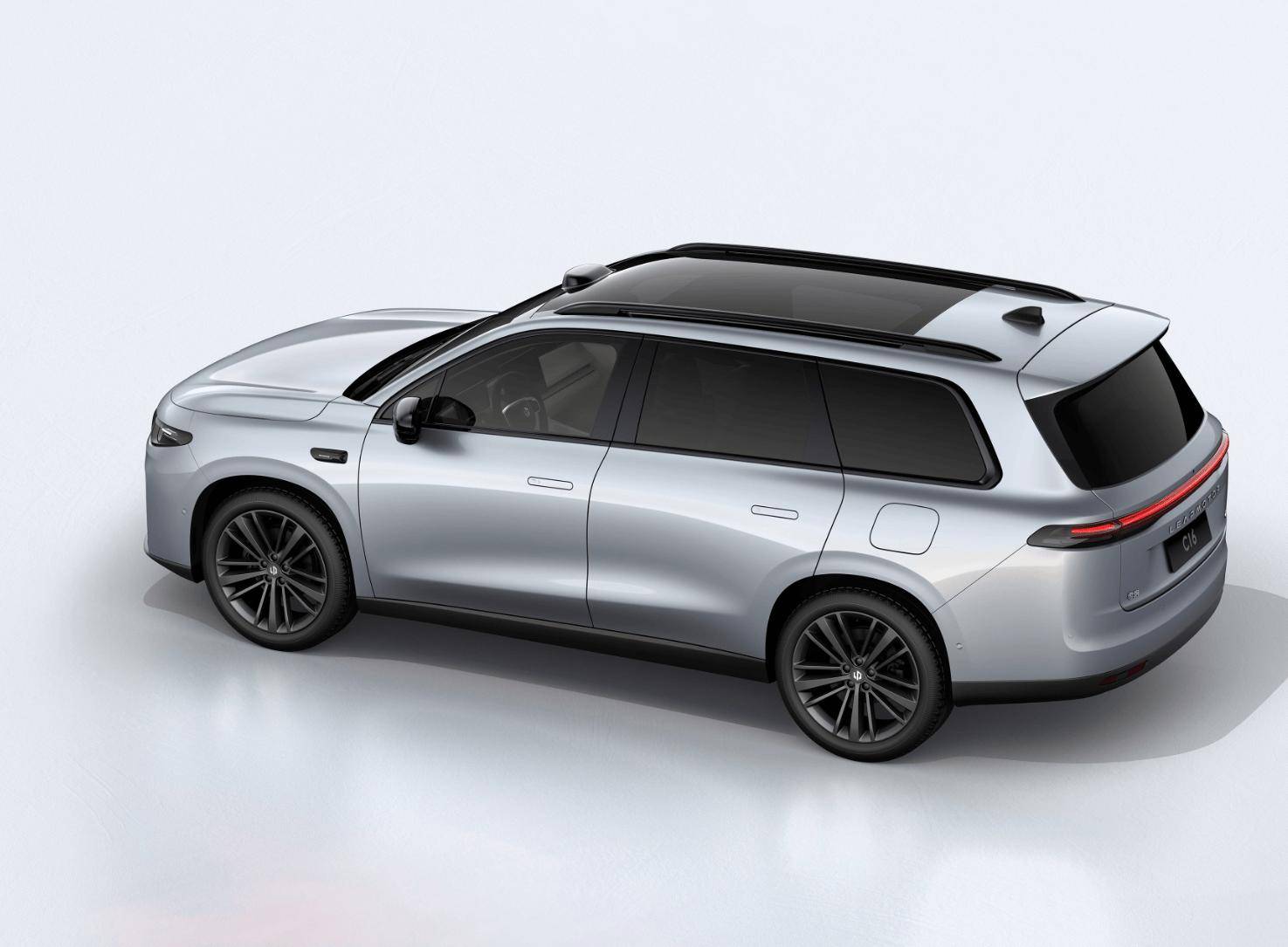 20万能入手大型SUV？零跑D16曝光，挑战理想L9地位！_搜狐汽车_搜狐网