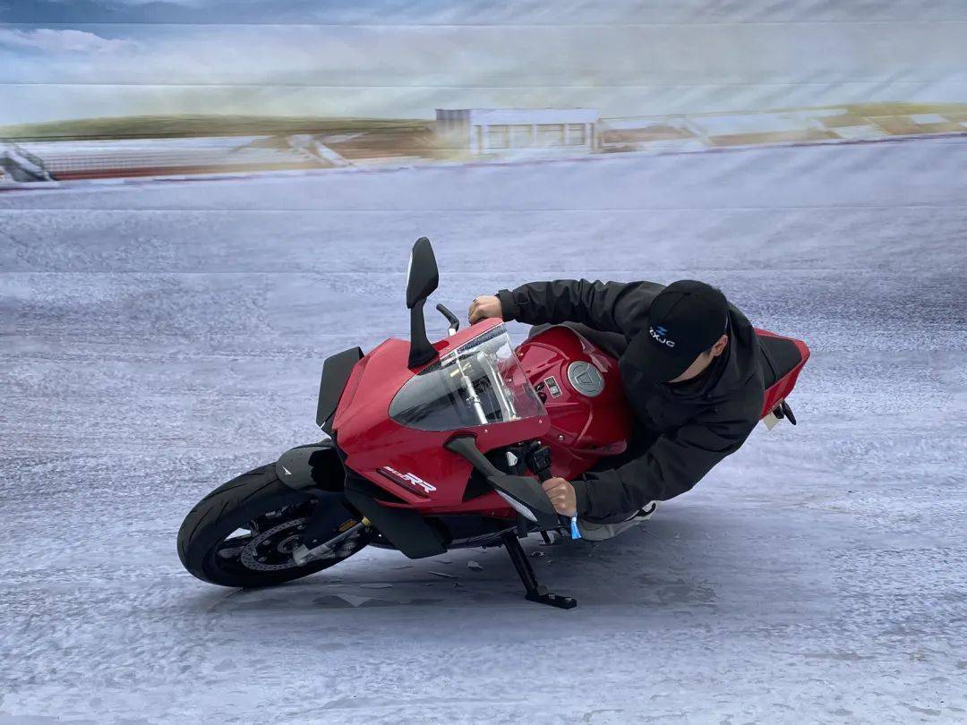 27980起，张雪机车500RR价格官宣！以热爱铸就国产仿赛新高度_搜狐汽车_搜狐网