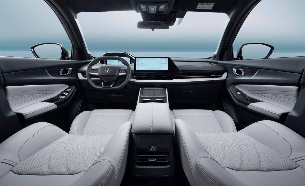 长安CS55PLUS PHEV新上市，长续航低能耗，每公里仅需0.29元！_搜狐汽车_搜狐网