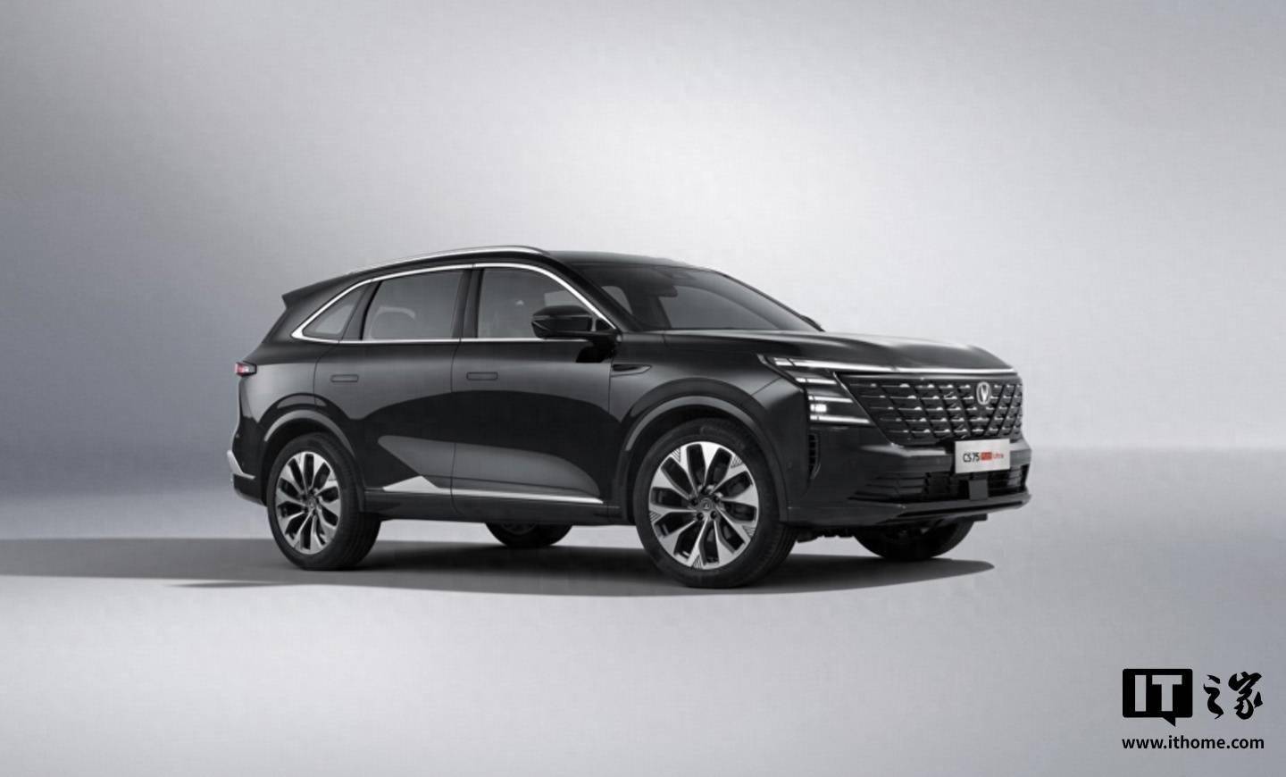 长安第四代 CS75 PLUS 2.0T SUV 上市，12.19 万元起_搜狐汽车_搜狐网