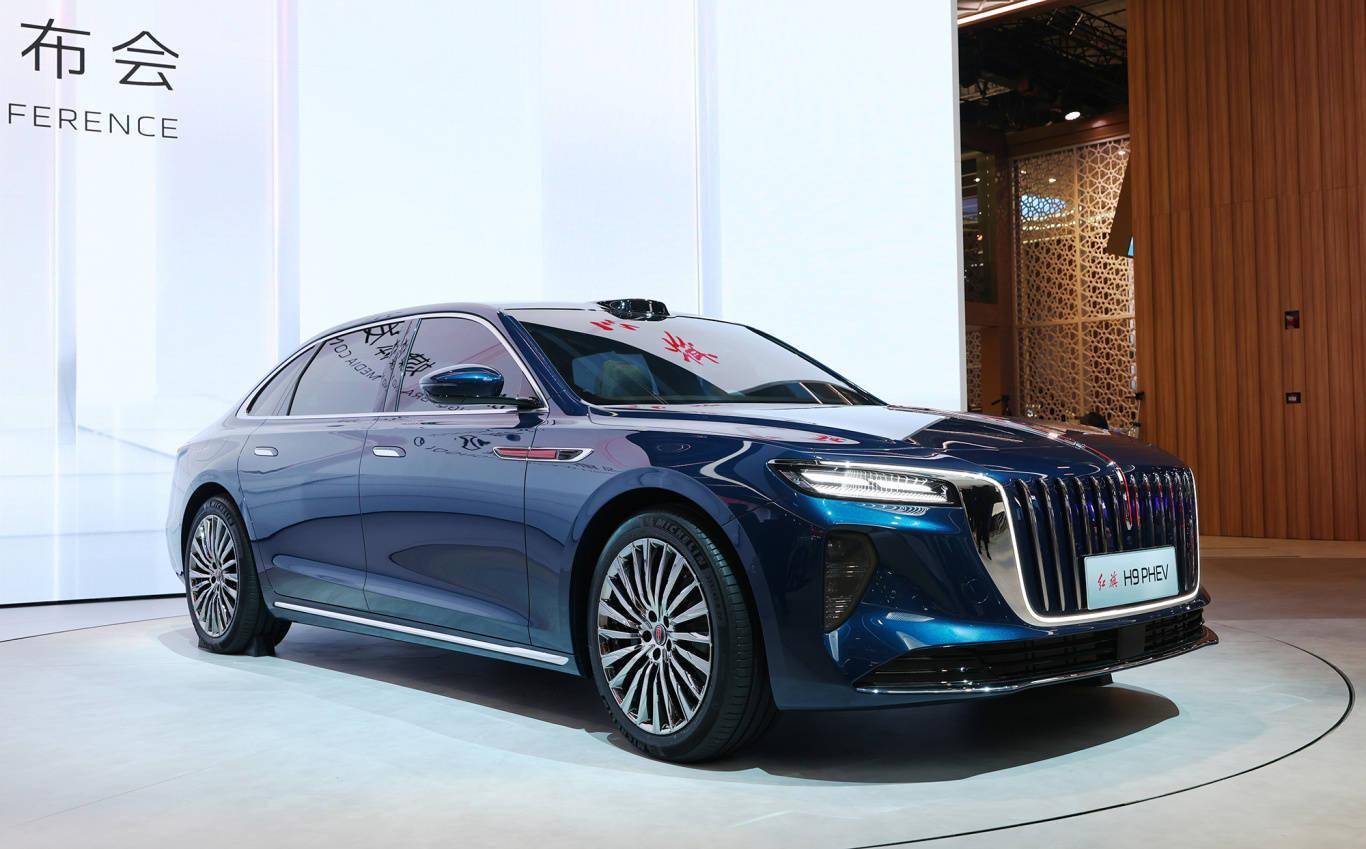 红旗H9 PHEV与HS9 PHEV上海车展惊艳登场，2.0T混动科技引领未来_搜狐汽车_搜狐网