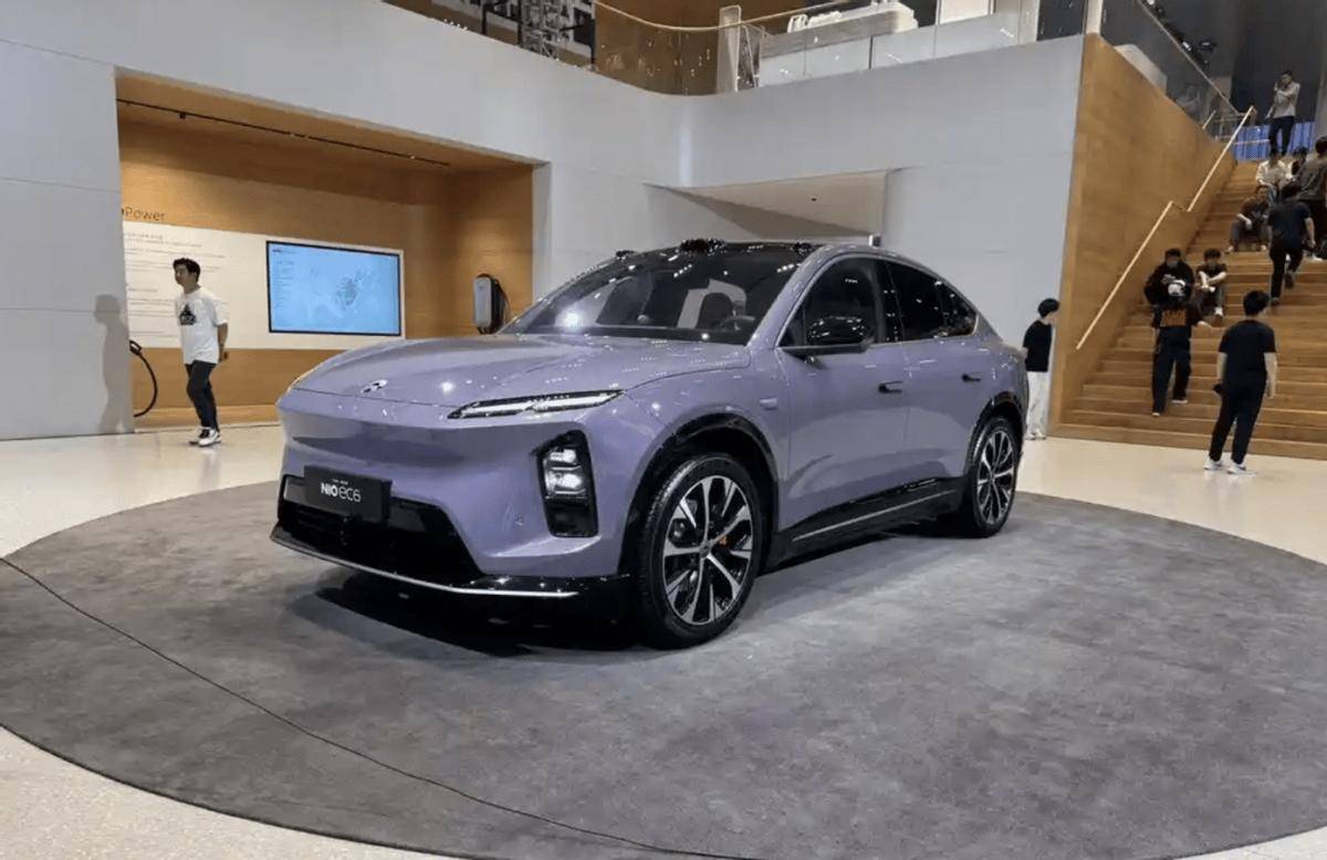 蔚来ES6/EC6焕新上市，面对智界R7，性价比之争谁更胜一筹？_搜狐汽车_搜狐网