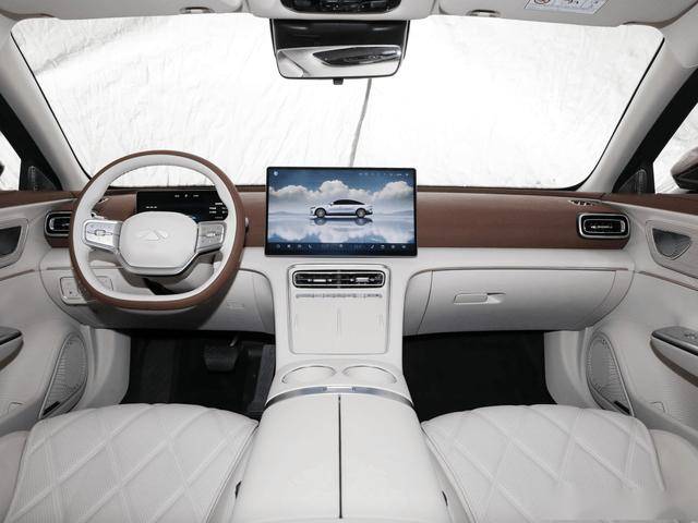 奇瑞风云A9L：全球C级真旗舰，2500公里续航能否引领国产车新风尚？_搜狐汽车_搜狐网