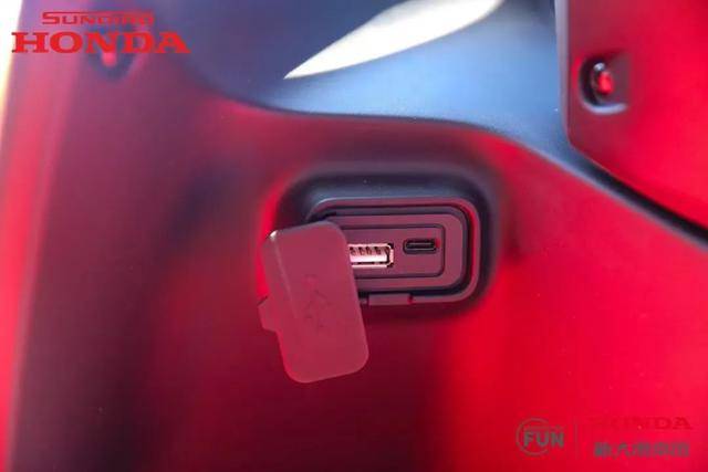 新大洲本田NS125GU，ABS版售价仅9580元_搜狐汽车_搜狐网