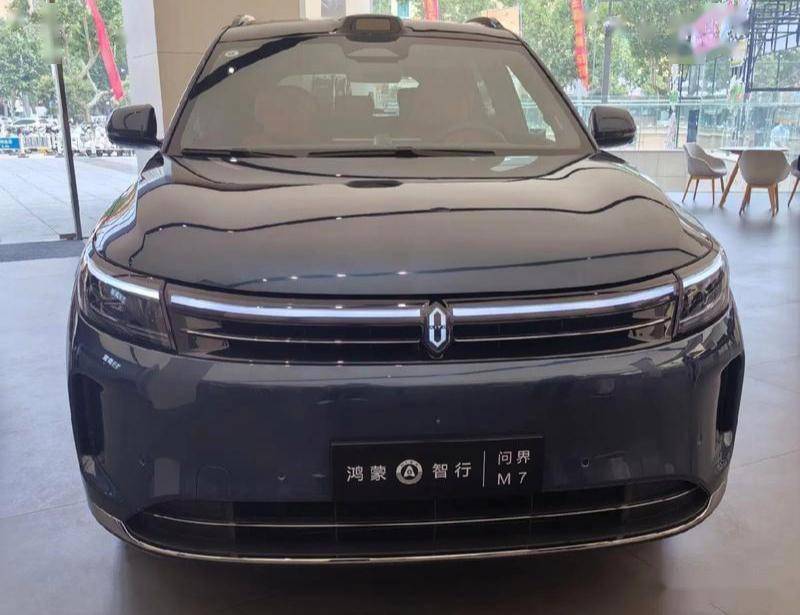 三问赛力斯：M8抢食M7，M9销量腰斩，四车矩阵真能扛起70万目标？_搜狐汽车_搜狐网