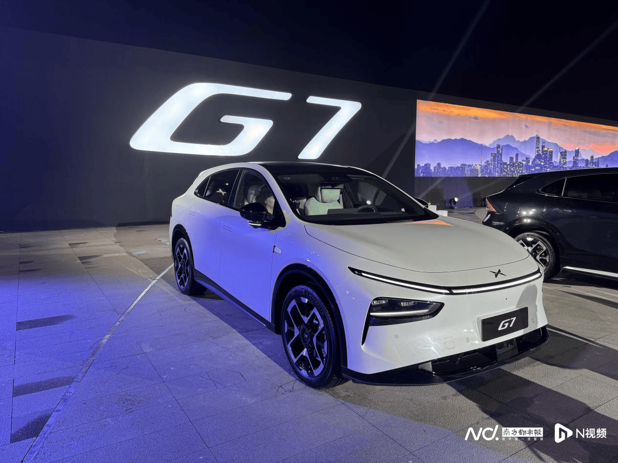 何小鹏放大招：小鹏G7定价比预售直降4万，9分钟大定破万_搜狐汽车_搜狐网