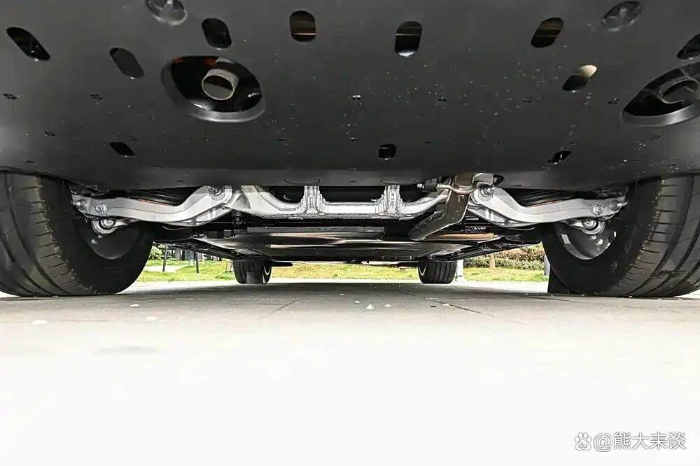 问界M8上市131天狂销8万台，家庭智能SUV真能吊打传统豪华？_搜狐汽车_搜狐网