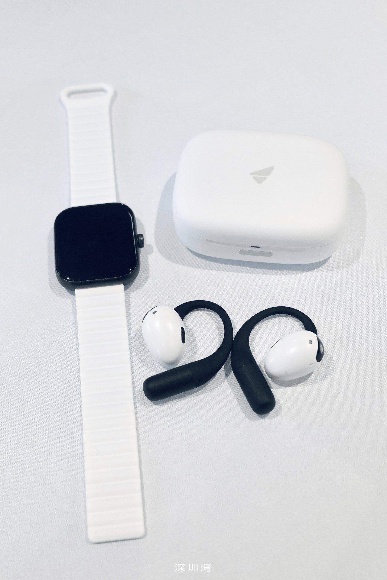 提前偷跑！光帆 Lightwear 带摄像头AI 耳机上手_独立_支持_内置